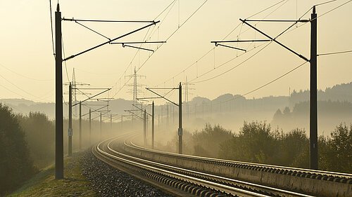 Bahnstrom: DB und SWB planen CO2-neutrales Kraftwerk in Bremen ...